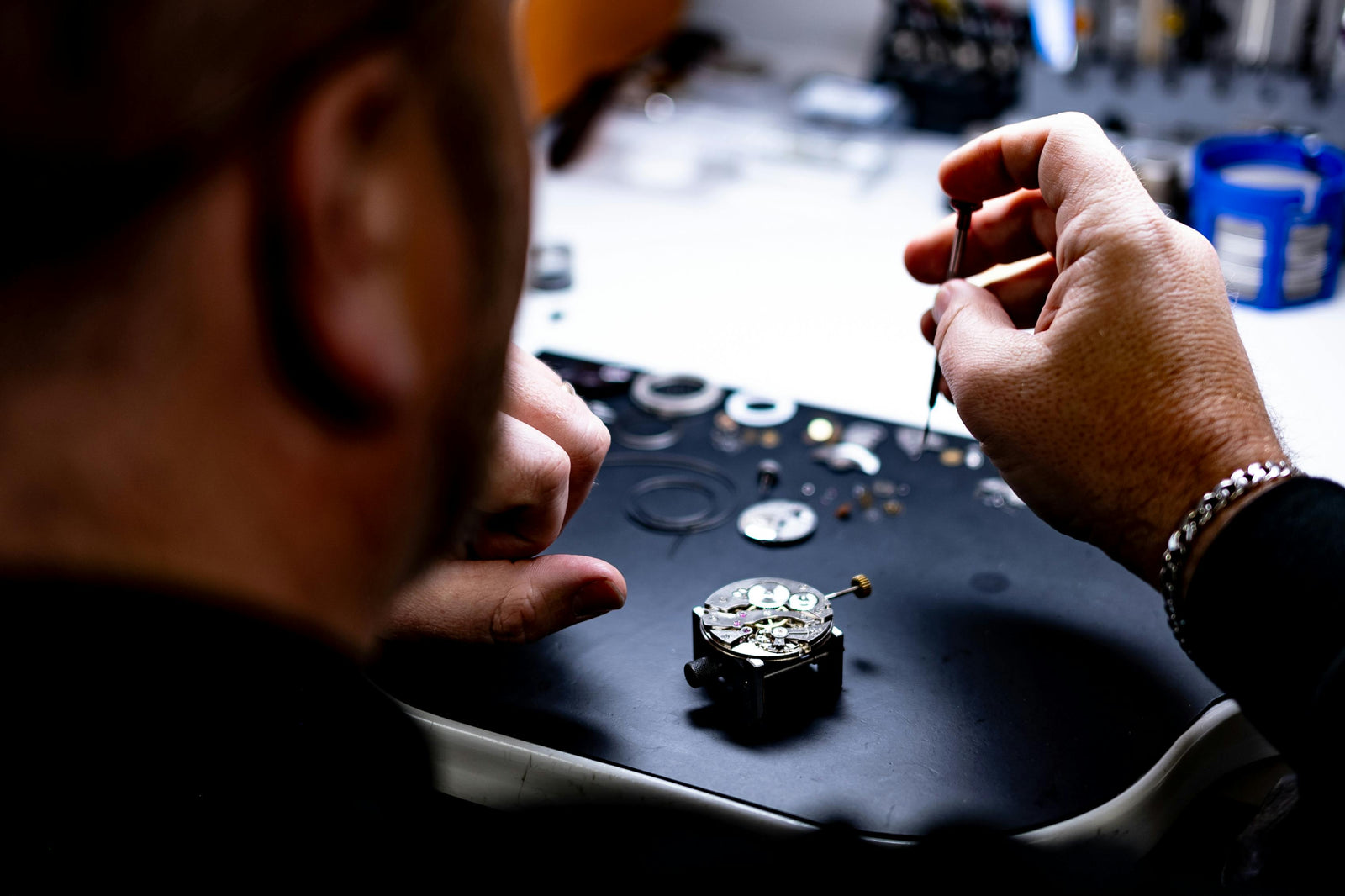 Comment entretenir sa montre : guide complet pour la protéger et la fa ...